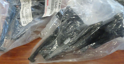 NEW OEM 18-22 Lexus Clip, Windshield Out RH Roof Drip Side Moulding ...