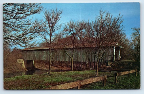 Cumberland Covered Bridge across Mississinewa River at Matthews Indiana ...
