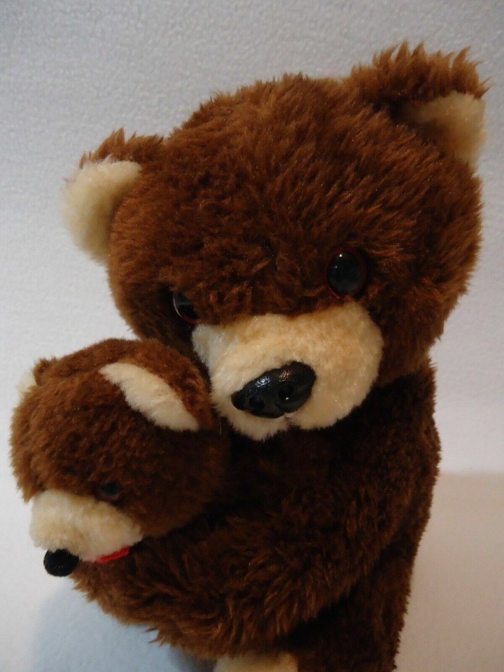 Vintage Mary Meyer Teddy Bear Brown Mom Baby Hugging Collectible RARE ...