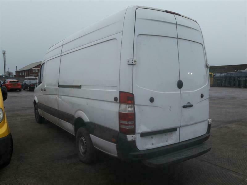 Sprinter 313 W906 06-13 Rear Cabin Secure Load Cargo Tie Down Anchor ...