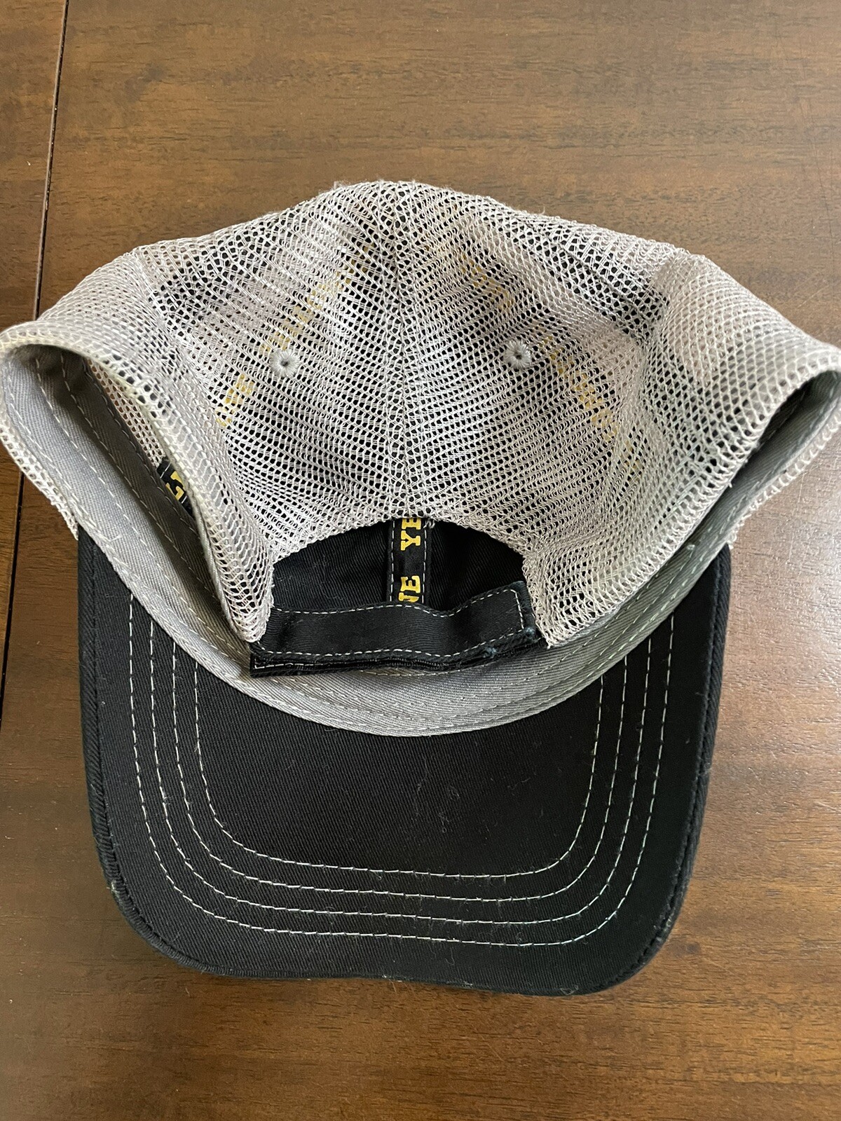 Yellowstone Dutton Ranch Black Trucker Hat Paramount … - Gem
