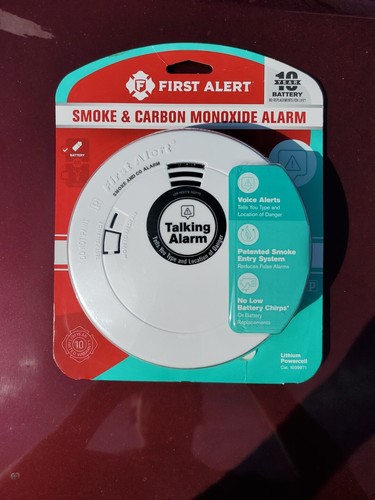 First Alert SCO501CN Smoke & Carbon Monoxide Detector with Voice ...