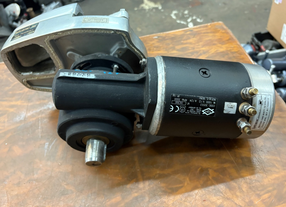 LOFRANS PROGRESS 1 ANCHOR WINDLASS 1000W 12V SN#29339 GYPSY 5/16" G40 ...