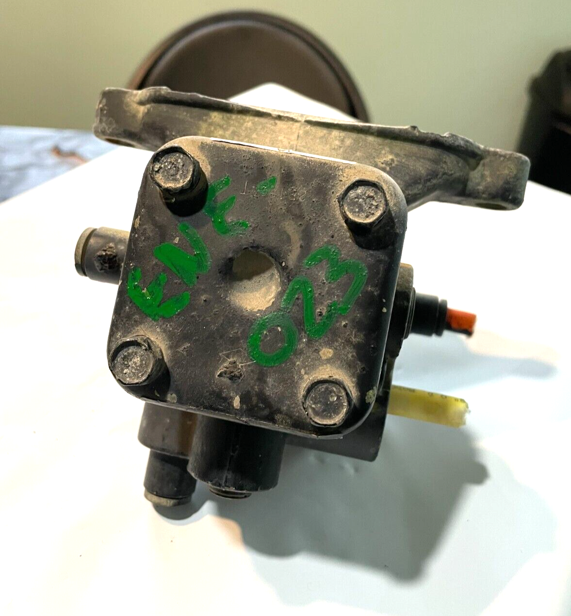 BENDIX RELAY VALVE T-5008328, T-5008329 | eBay