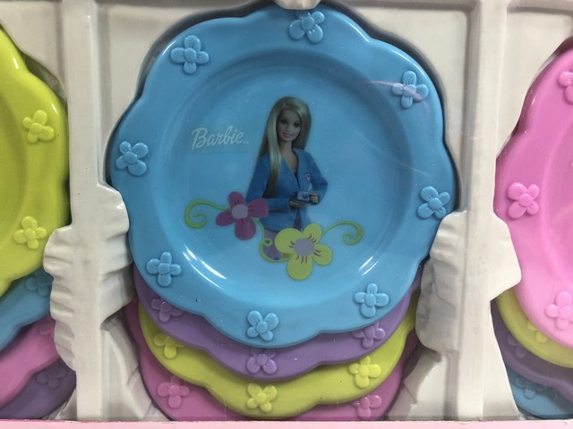 Barbie Dinnerware Set by Creative Designs 2002 3years China for sale ...