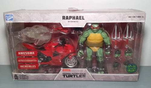 TMNT Raphael with Motorcycle, BST AXN Features, Limited Edition Card ...