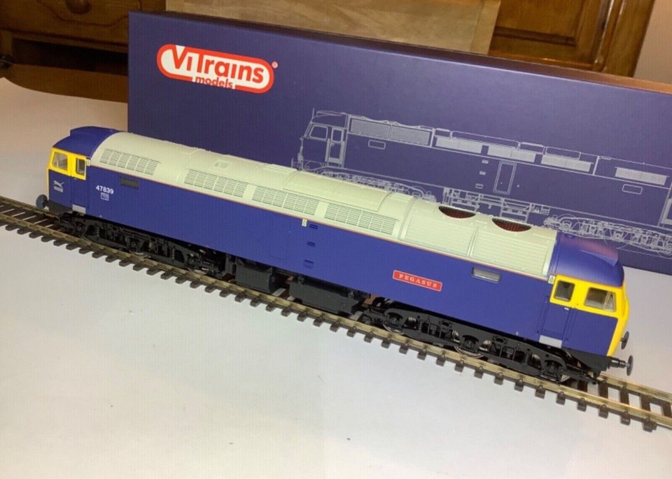 Vitrains 2096 Riviera Trains Class 47 Diesel Loco 47839 Pegasus | eBay UK