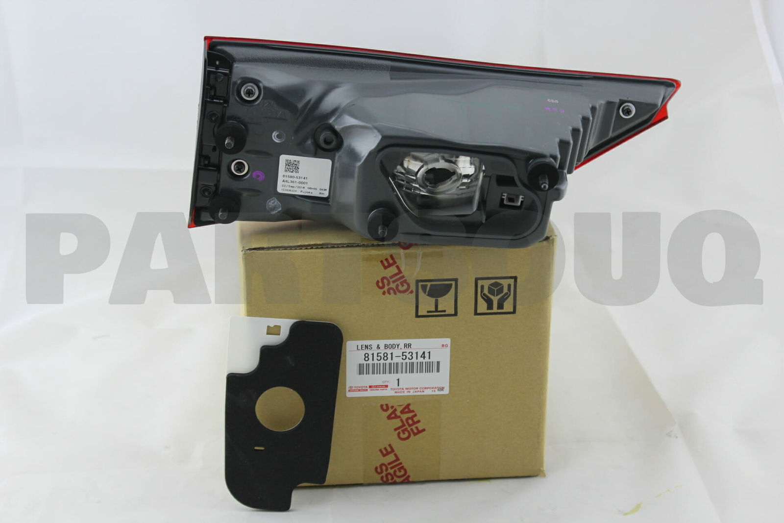 8158153141 Genuine Toyota LENS AND BODY, REAR LAMP, RH 81581-53141 | eBay