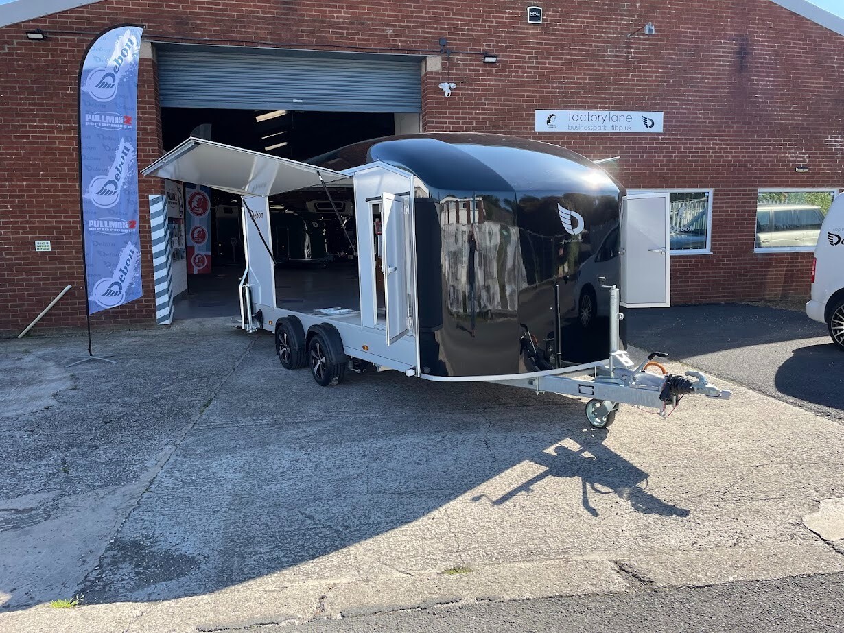 Debon C1000 Roadster Enclosed Car Transporter 3500KG Box Trailer *In ...