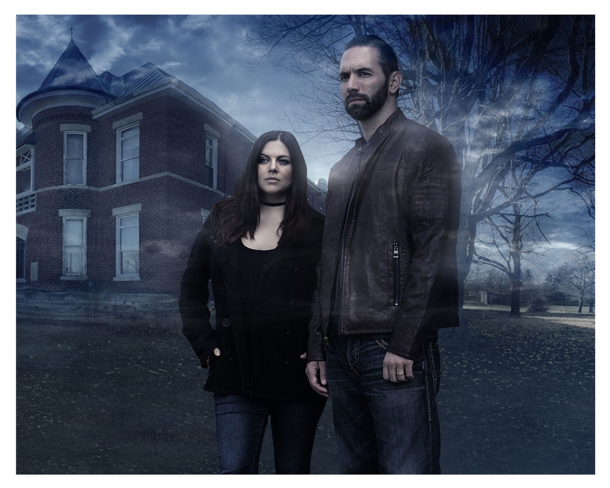 Celebrity Paranormal Lockdown 60 Photos - Moonagedaydream.film