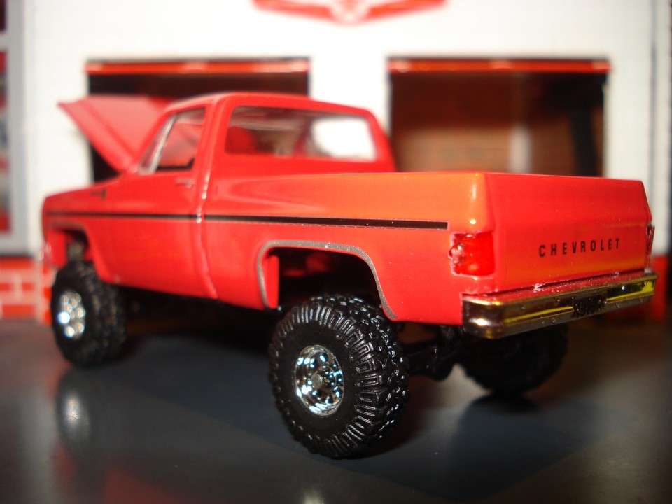 1979 CHEVROLET CHEYENNE SQUARE BODY LIMITED EDITION 1/64 RED M2 PICKUP ...