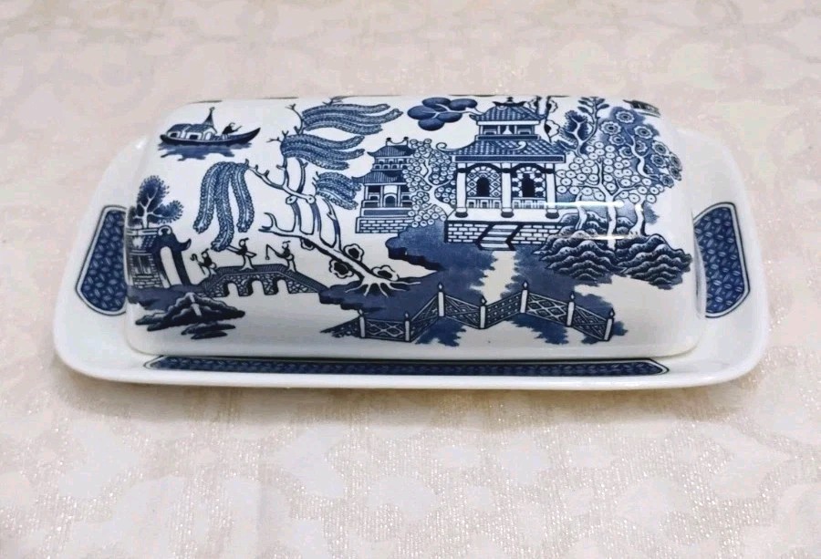 Churchill Blue Willow Butter Dish with Lid Staffordshire, England | eBay