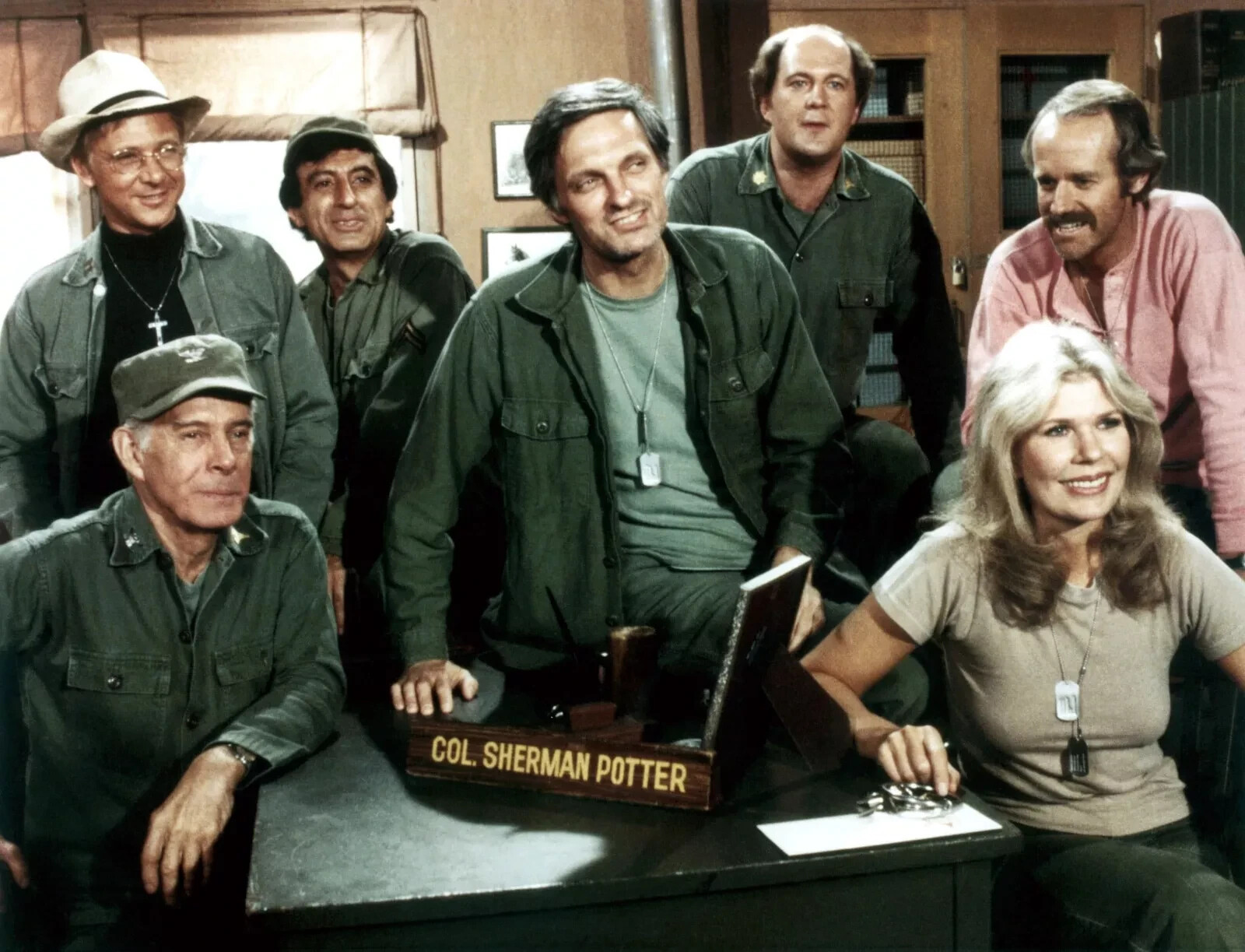 MASH M*A*S*H* Cast Alan Alda Mike Farrell Loretta Swit 13x19 Glossy ...