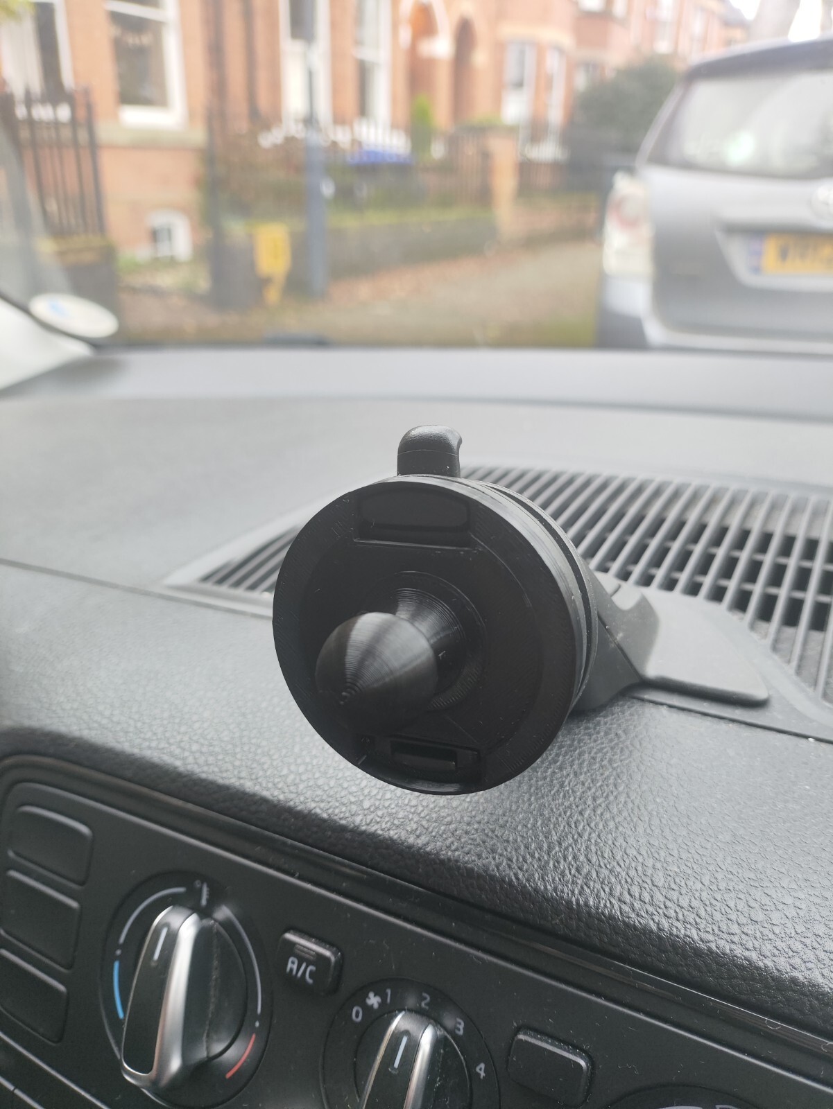 Navigon Up, Citigo and Mii Garmin Phone Holder Ball Joint adapter (up ...