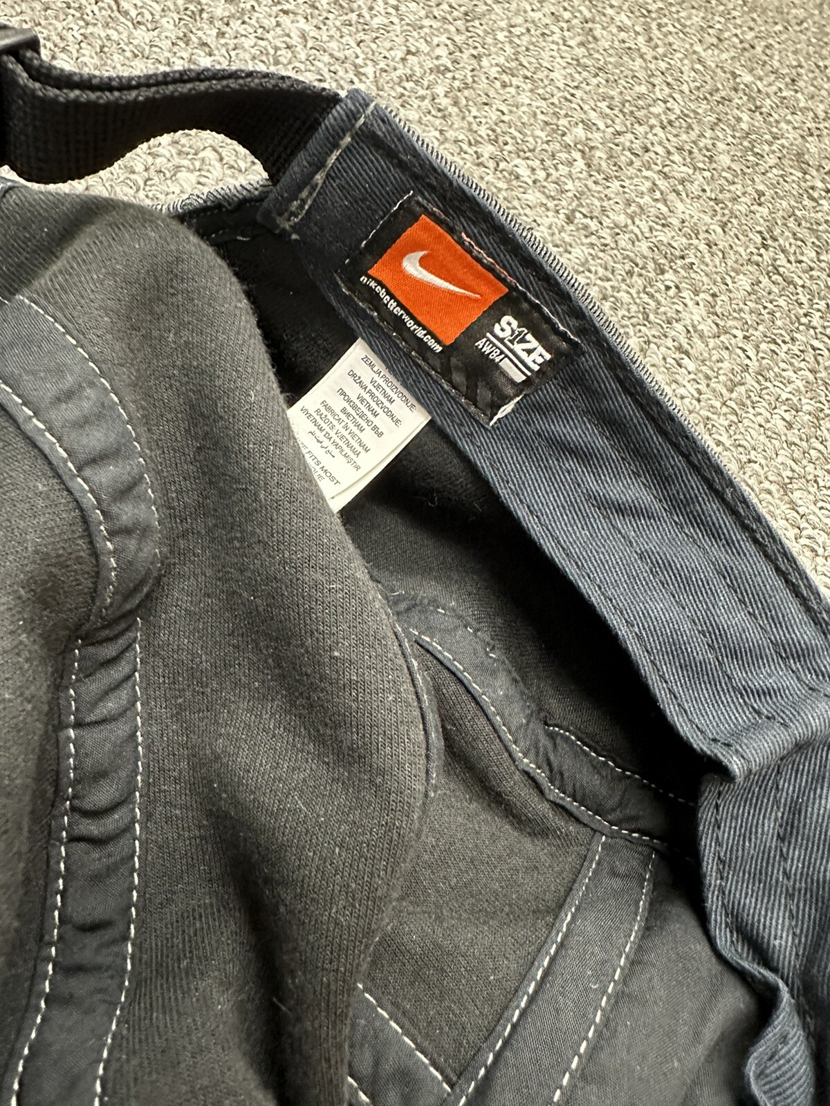 Rare NIKE AW84 Adjustable 5-Panel Pocket Zip Cap – Grey/Yellow Preloved ...