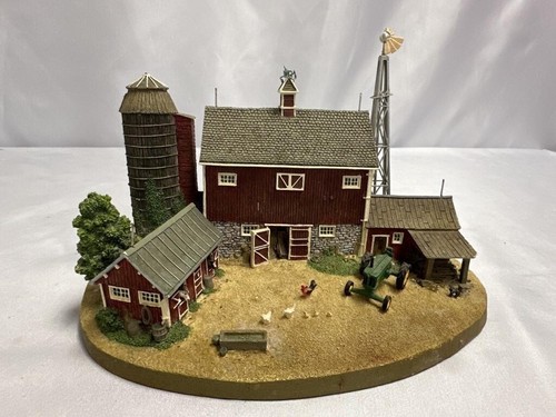 The Danbury Mint "The Old Red Barn" Miniature John Deere Farm Display ...