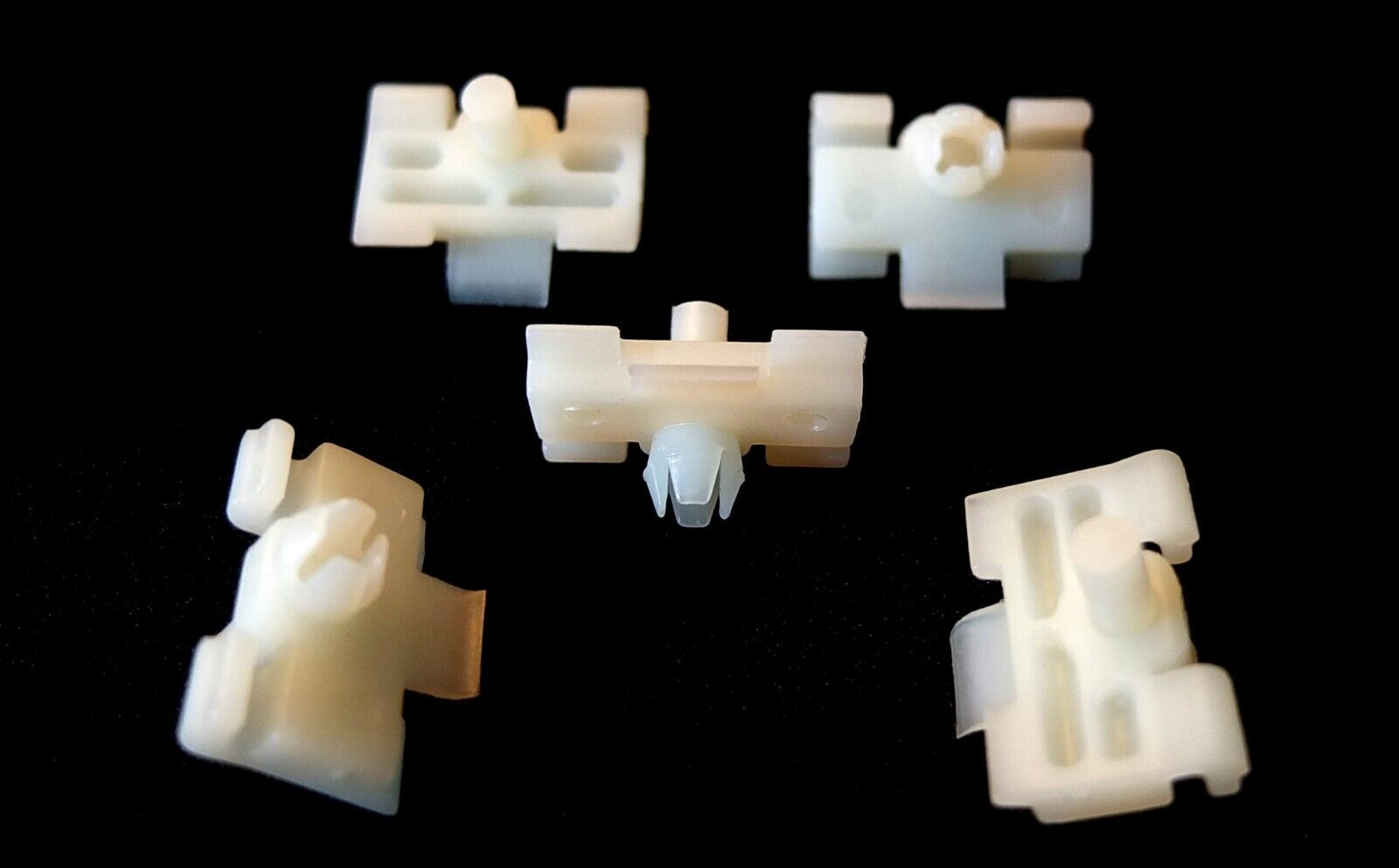 25x Clip de retenue Mercedes-Benz 0069883078 | eBay