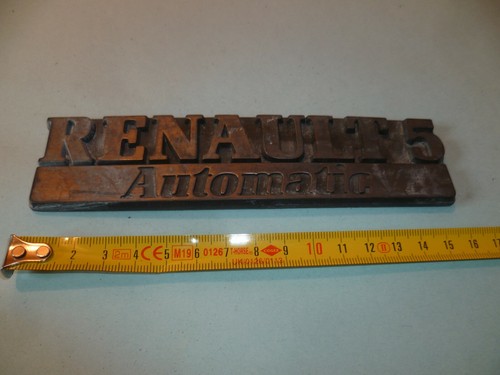 (B68) ANCIEN SIGLE EMBLEME LOGO BADGE MONOGRAMME PLASTIQUE RENAULT 5 ...