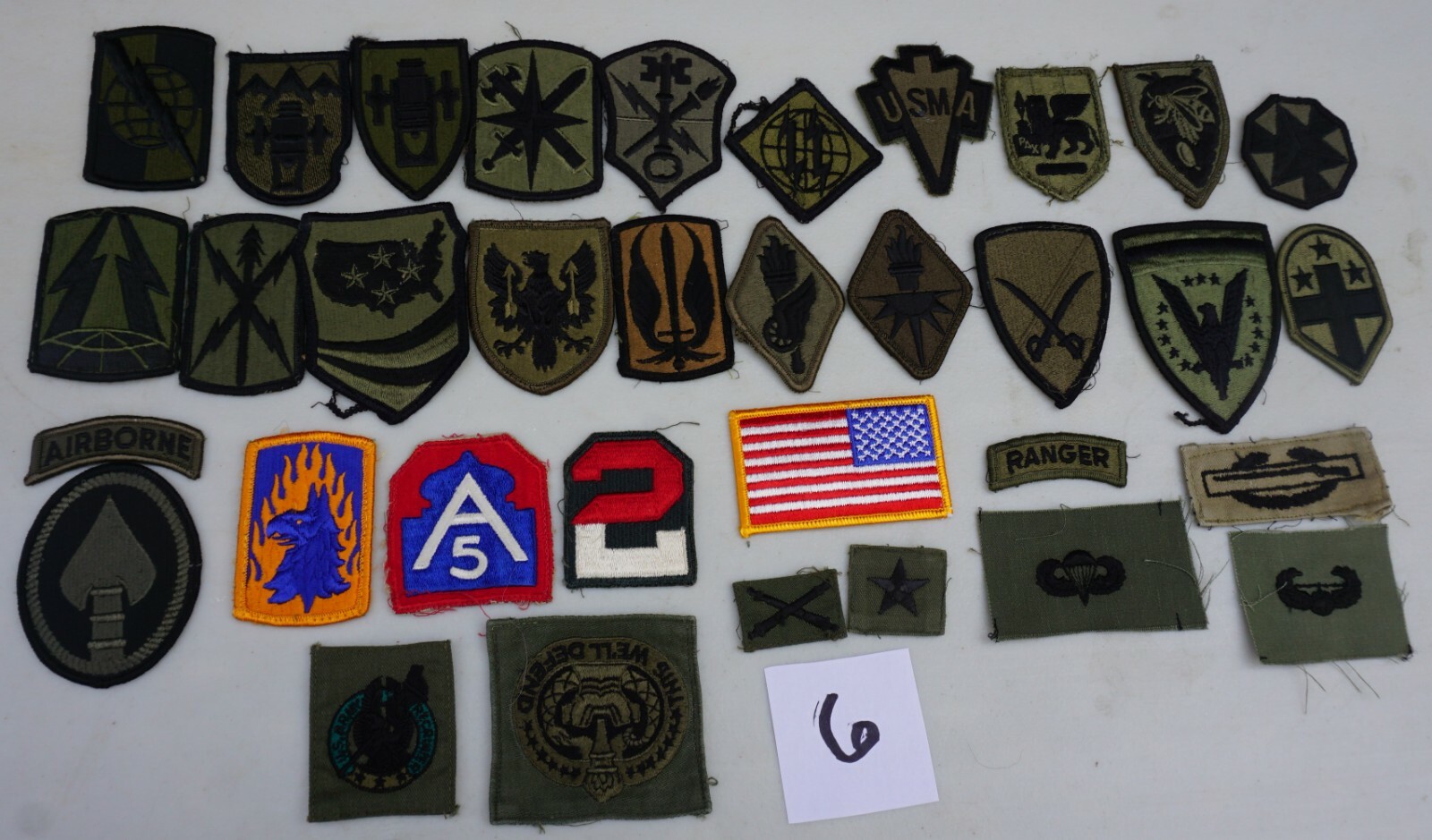 Huge lot of Army shoulder patches, etc. (Loc A3 box) | eBay