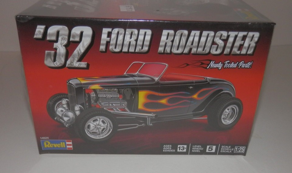 Revell 1:25 '32 Ford Roadster #14524 NIB | eBay