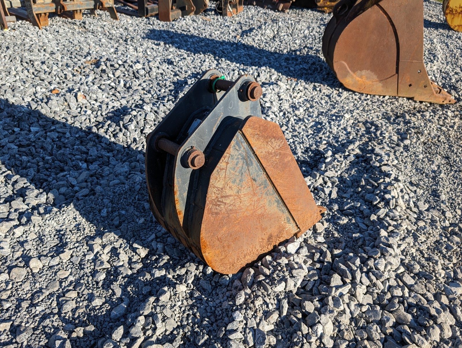 18" JCB Backhoe Bucket; 45 mm Pins; JCB #98088296 | eBay