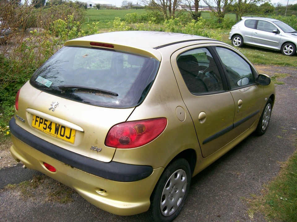 PEUGEOT 206 S 1.4 2004 REG YELLOW KAW 5 DR AUTOMATIC WING BONNET ...