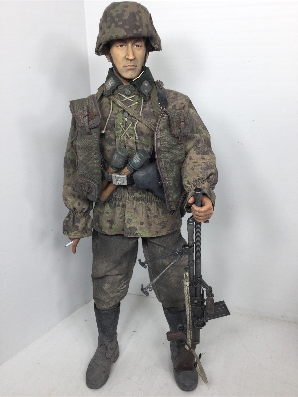 1/6 CUSTOM BUILD WW2 GERMAN 2ND SS “DASREICH” DIV MG-26 GUNNER P-38 ...