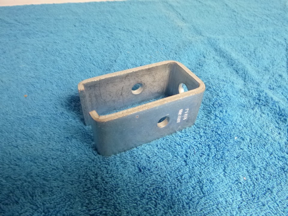 Unistrut P1834 Channel Trolley Track Intermediate Support Hanger ...