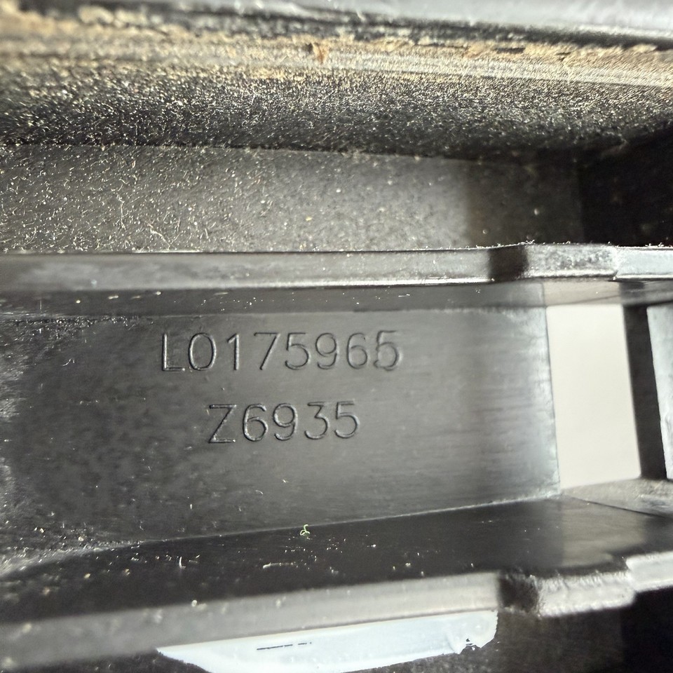 2010-2013 Silverado Sierra BLACK LEFT DRIVER SIDE Inside Door Pull Grab ...