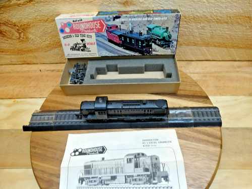 Roundhouse HO Scale ALCO RS3 Diesel Locomotive Engine | eBay