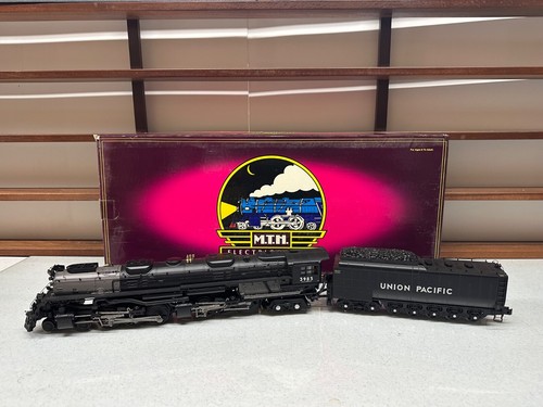 MTH 20-3167-1 UP #3895 4-6-6-4 Challenger Steam Engine w/Tender O 3 ...