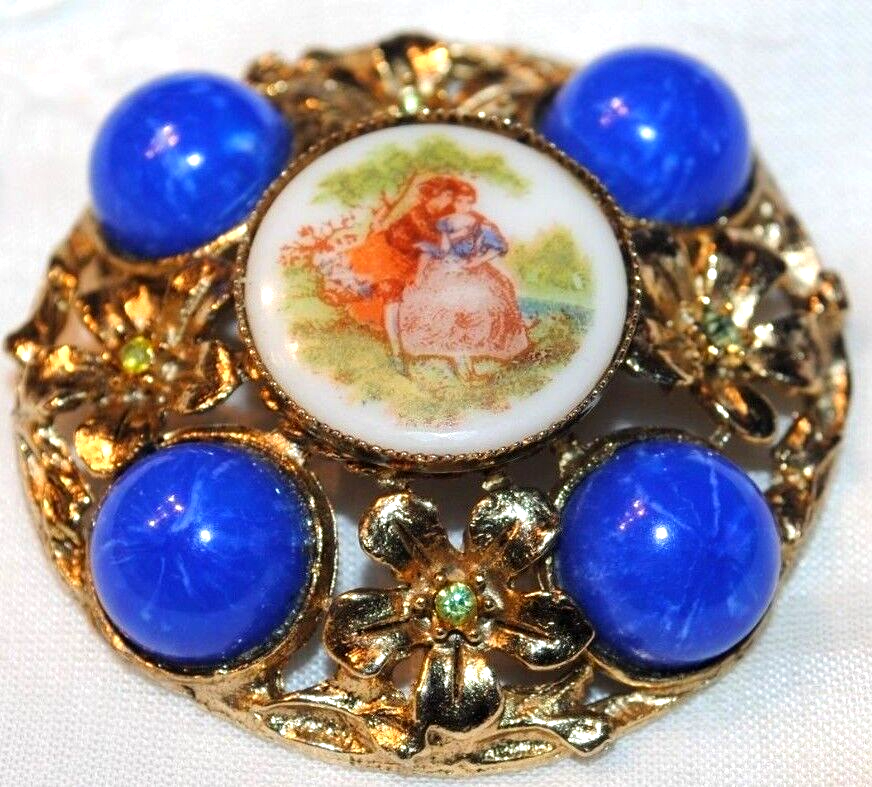 VTG Fragonard SIGNED art glass Lapis Germany round courting couple ...