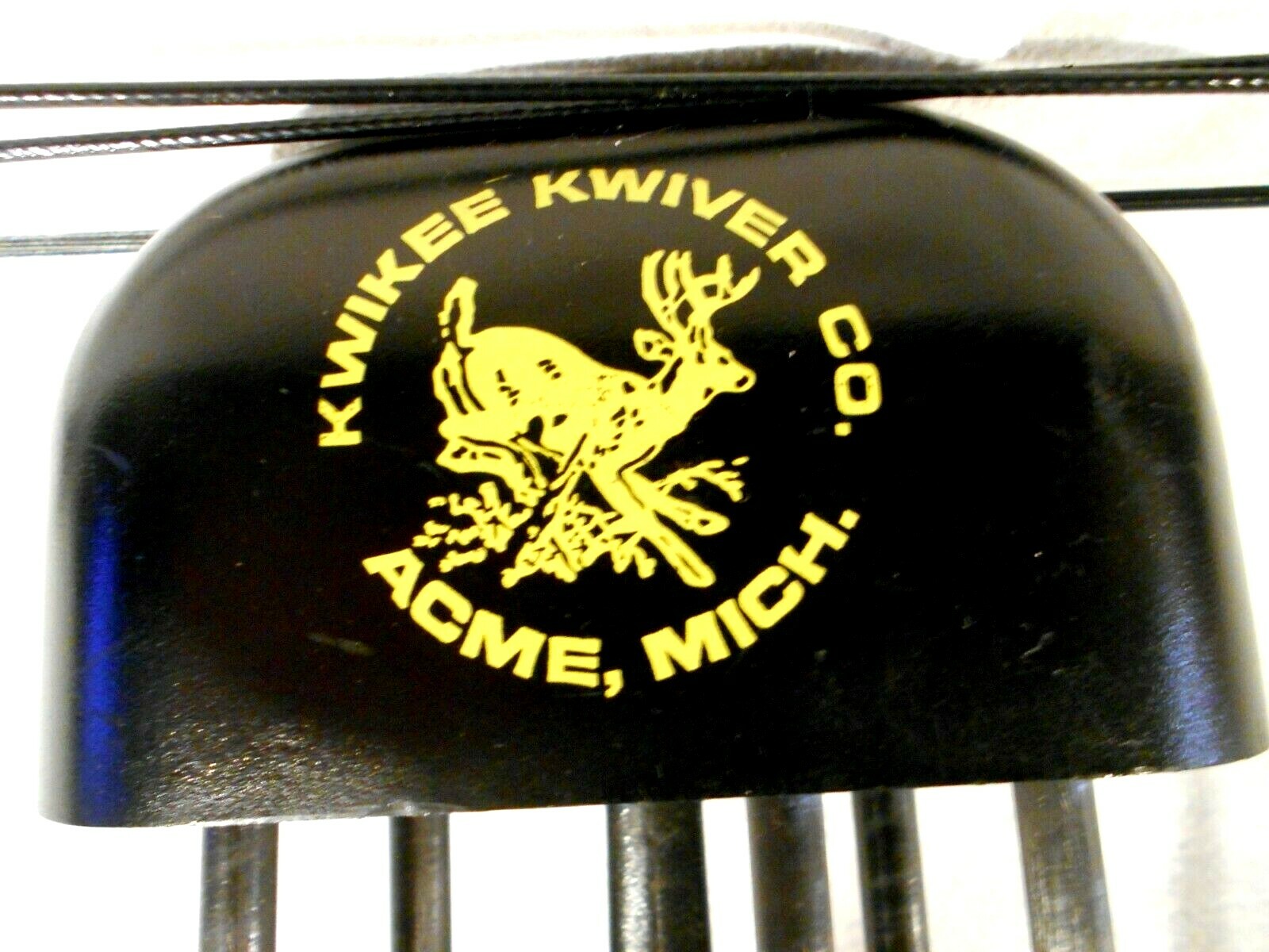 Darton 50MX Compound Bow w/Sites & Kwikee Kwiver | eBay