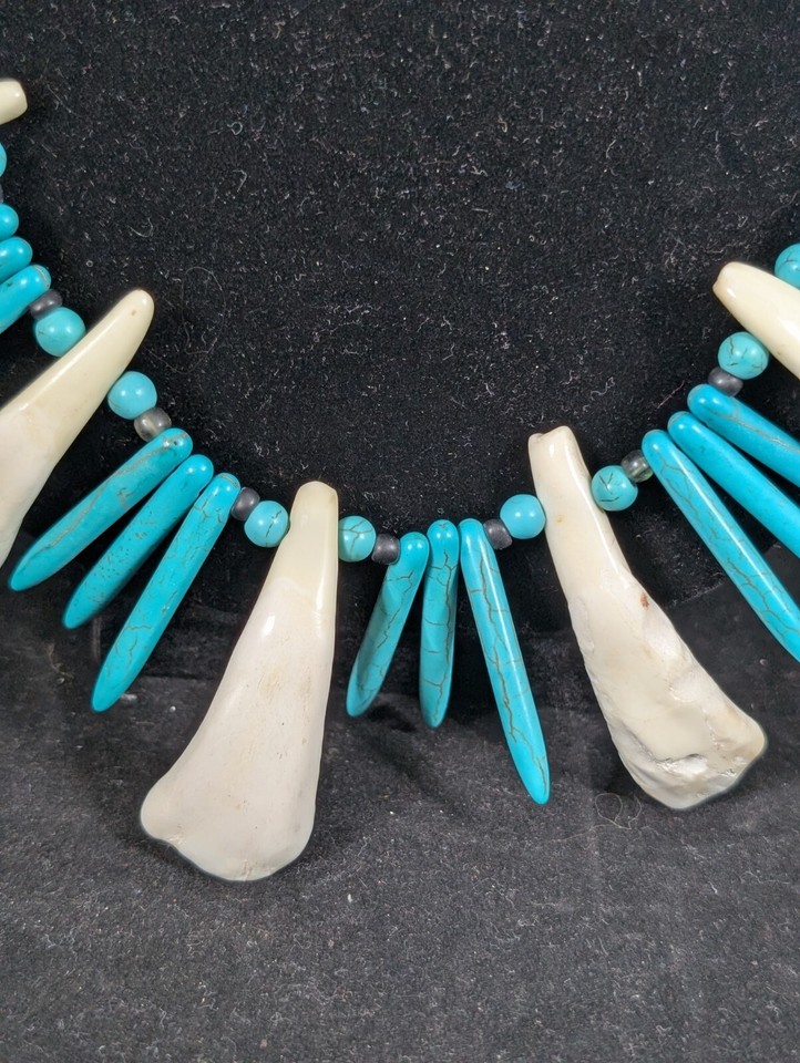 Turquoise And Horse Tooth Necklace Native American Navajo Vintage 30 ...