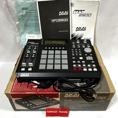 Akai MPC2500 Music Production Center Sampler Drum Machine Professional ...