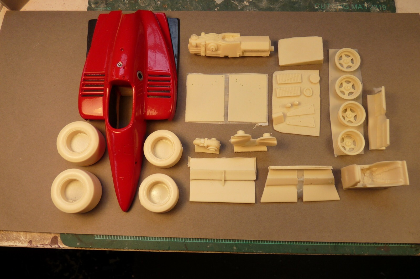 1/25 FERRARI 637 INDY CAR RESIN/WHITE METAL MODEL KIT, INDY RESIN, USAC ...