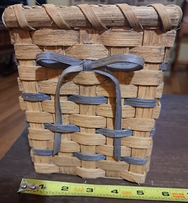 Reed Rattan Weave storage decorative Basket With Bow 7x5 1/4in P.A.G ...