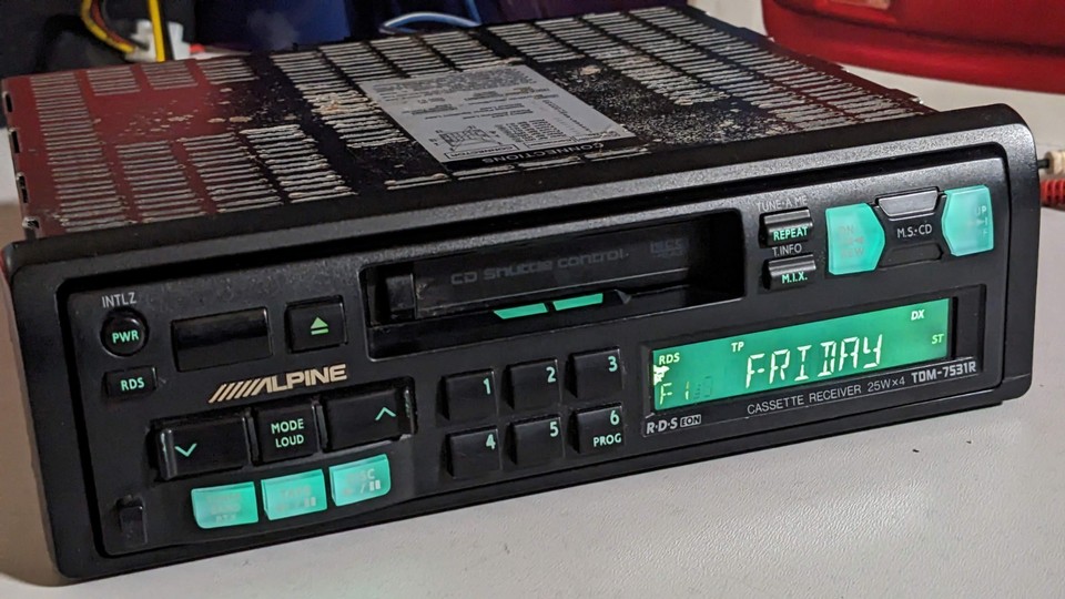ALPINE TDM-7531R Cassette Player In Dash Radio RDS CD Changer Controls ...