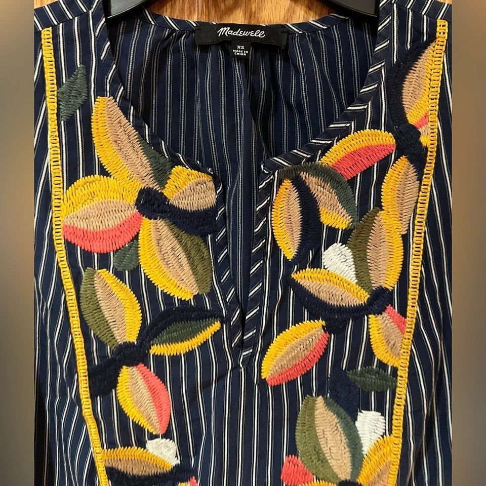 Madewell Floral Embroidered Fable Swingy Top in Twilight Tonal Stripes ...