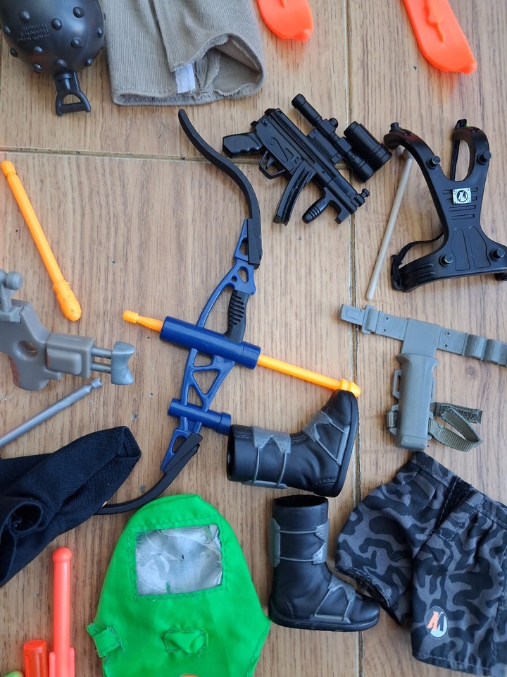 Hasbro Action Man Bundle Clothes Accessories Weapons Bundle Retro 90s ...