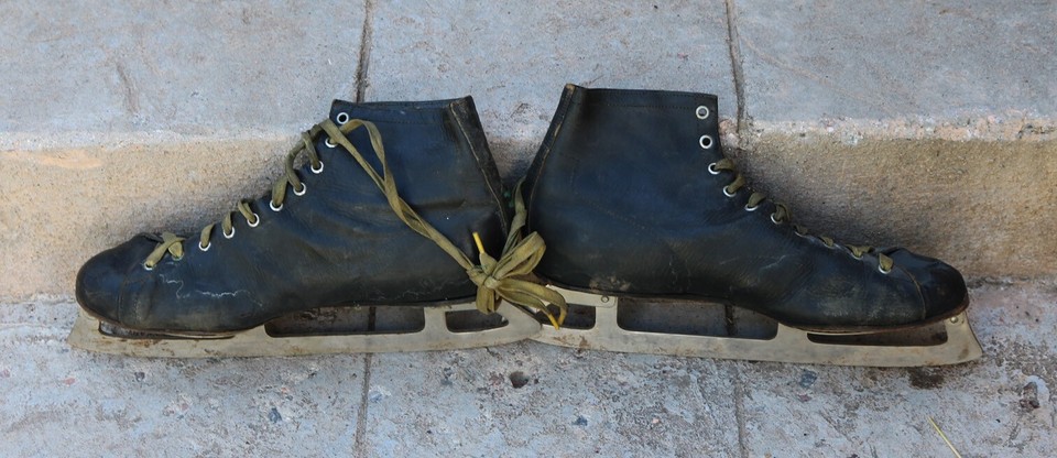 Antique 1920s Union Hardware Mens Hockey Ice Skates Size 9 | eBay
