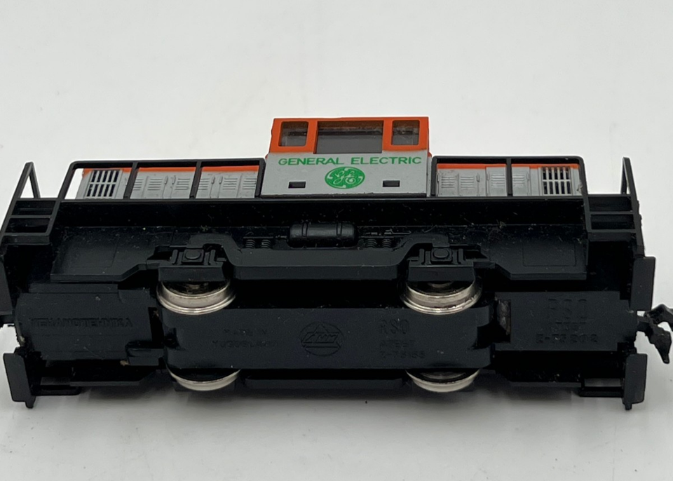 VTG Mehano HO Scale General Electric GE Center Cab Switcher Diesel ...
