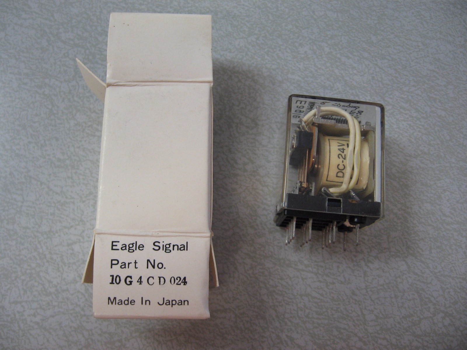 NEW - Relay 4P2T Eagle Signal 10G4CD024 24 Volt QPDT 4PDT 24V DC Quad ...