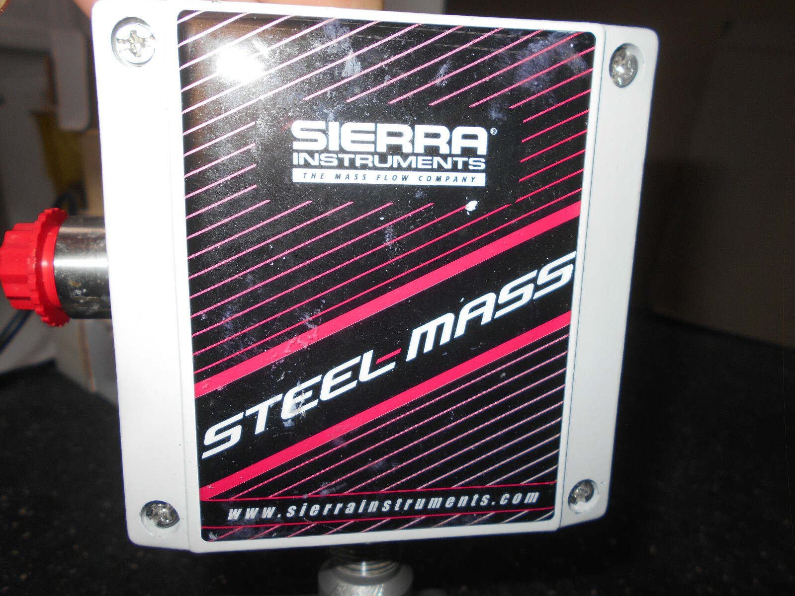 SIERRA INSTRUMENTS 780S-NAA-N3-3N2-P2-V4-NR-O 30VDC ¾" MASS FLOW METER ...