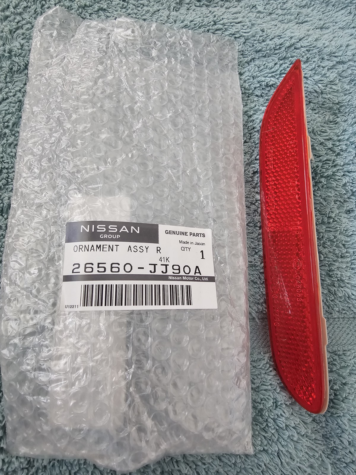 Genuine Nissan Rear Reflector 26560JJ90A | eBay UK