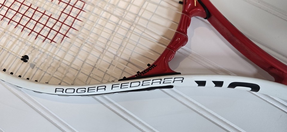 Wilson Roger Federer 110 Tennis Racquet - L4 / 4 1/2 | eBay