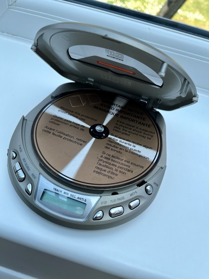 Sanyo Portable Compact Disc Player CDP 565 Retro | eBay UK