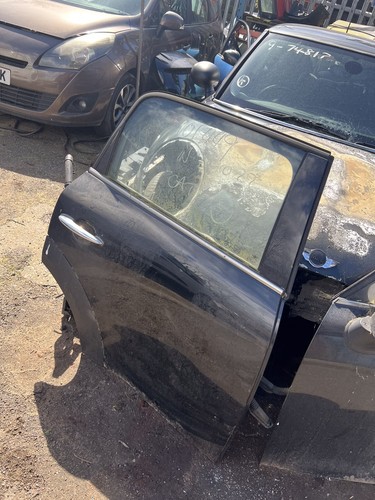 MINI COUNTRYMAN R60 REAR Right Offside PASSENGER Door BLACK . NO DAMAGE ...