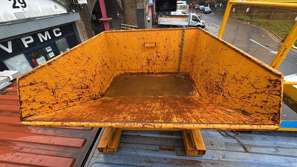DtEC Materials Handling Ltd – DTS 750 self-tipping skip | eBay UK