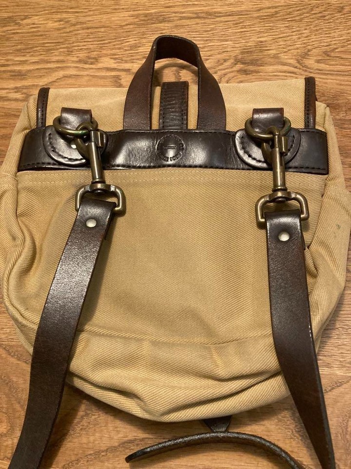 Filson Small Field Bag with Leather Shoulder Strap Tan Beige Made In ...